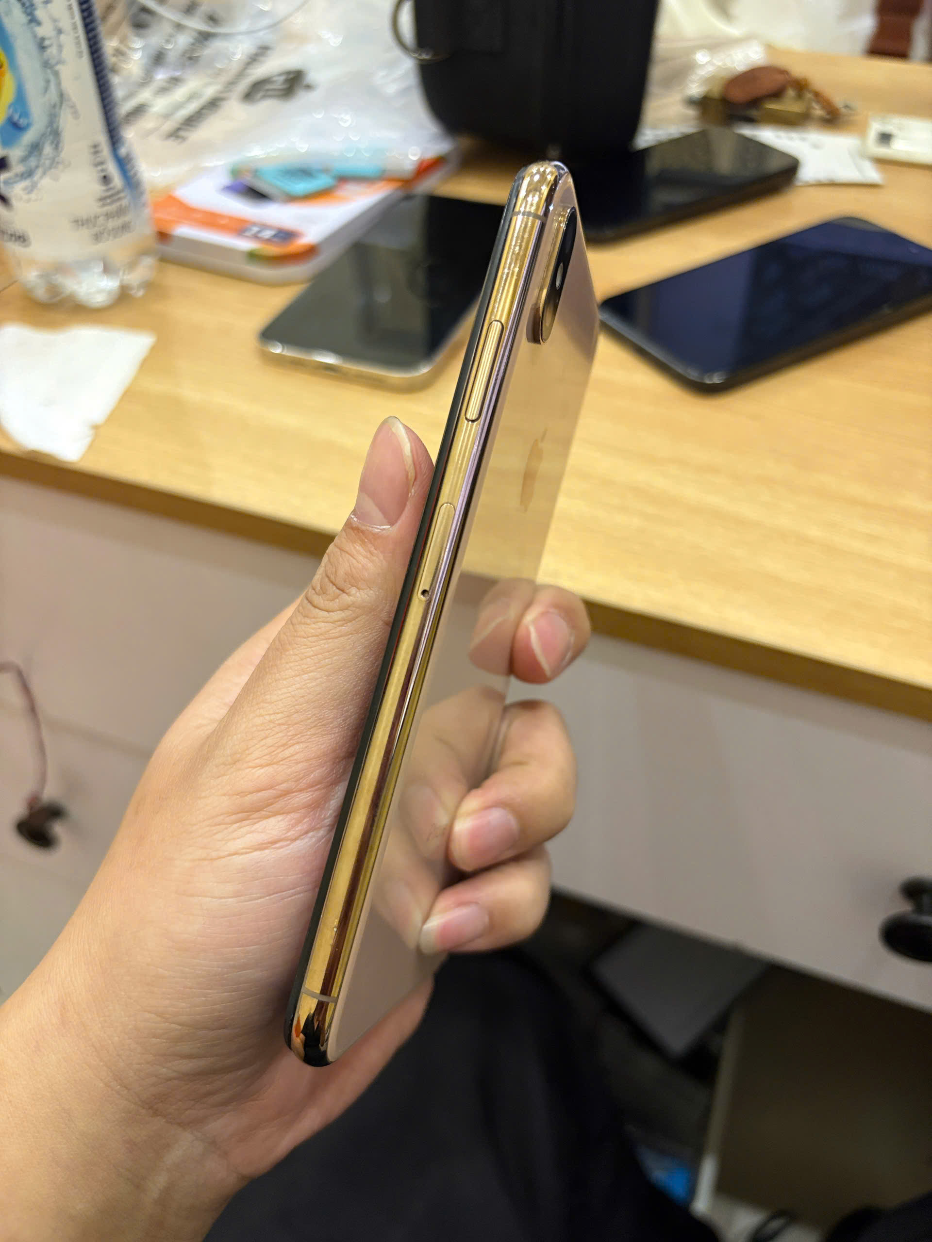 ĐIỆN THOẠI IPHONE XSM 256GB - Homenhantri