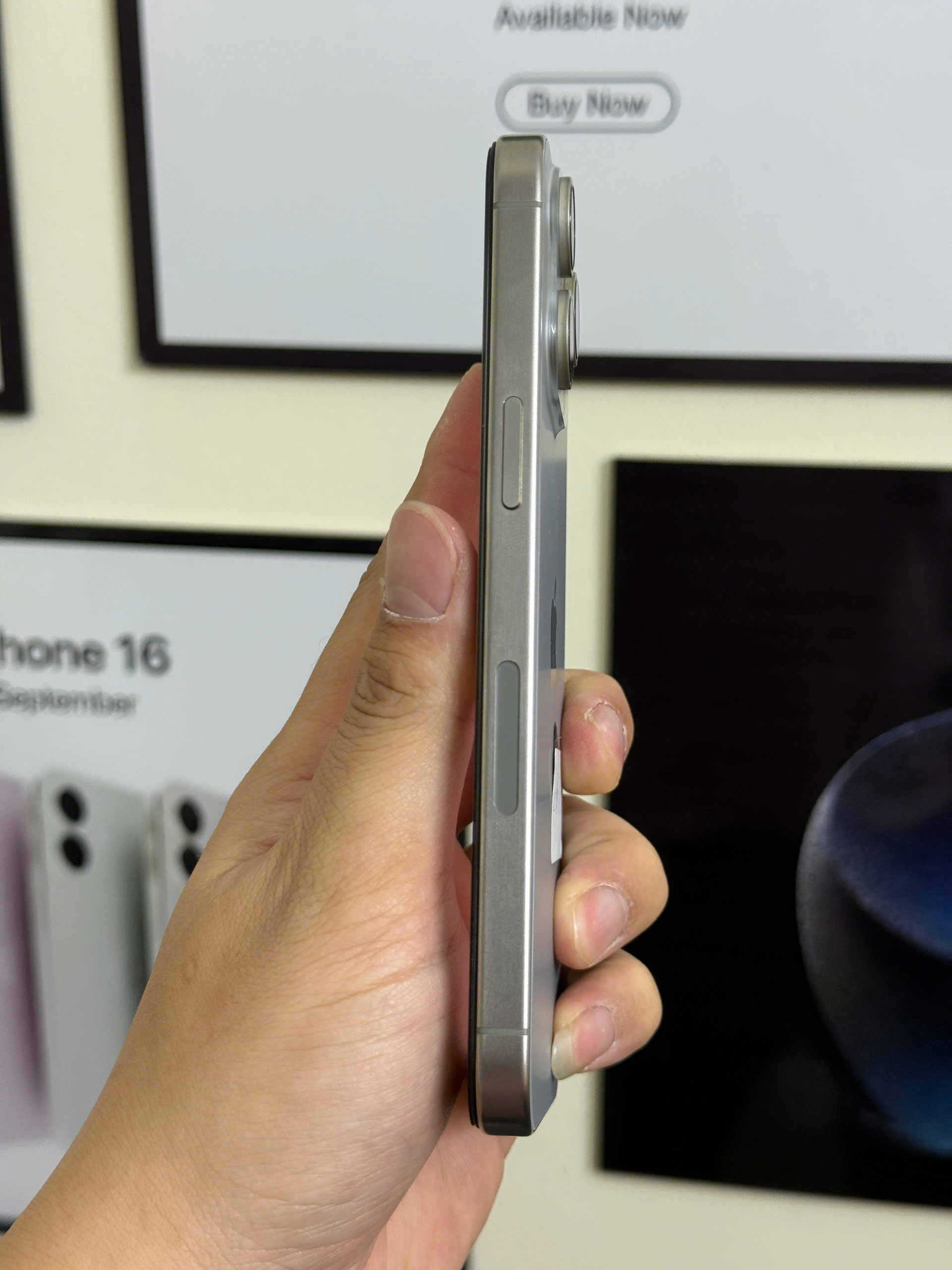 ĐIỆN THOẠI IPHONE 15 PRM 256GB - Homenhantri